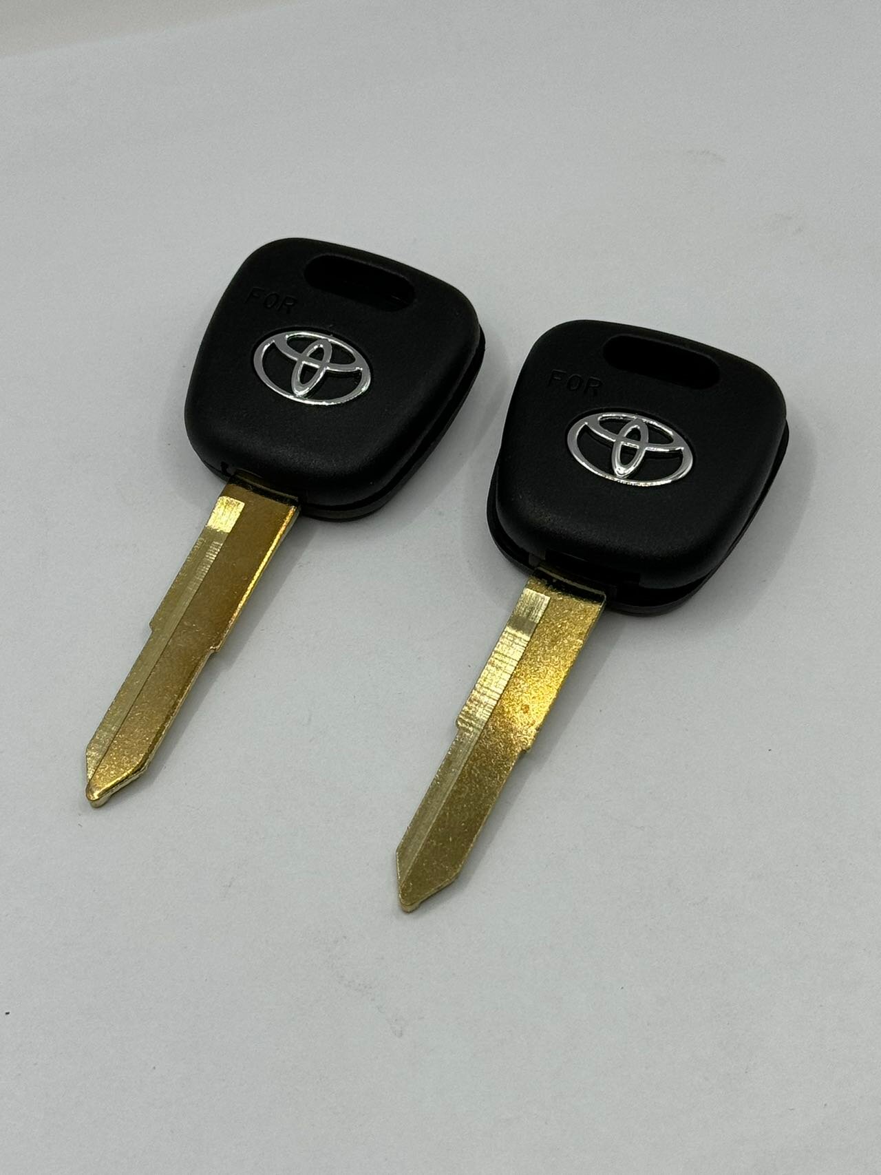Заготовка ключа Тойота TOYO12P логотип TOYOTA TOYO12P_TY29RP_TOY27RP_TY35P Китай (JP-C-019a) 10 шт .