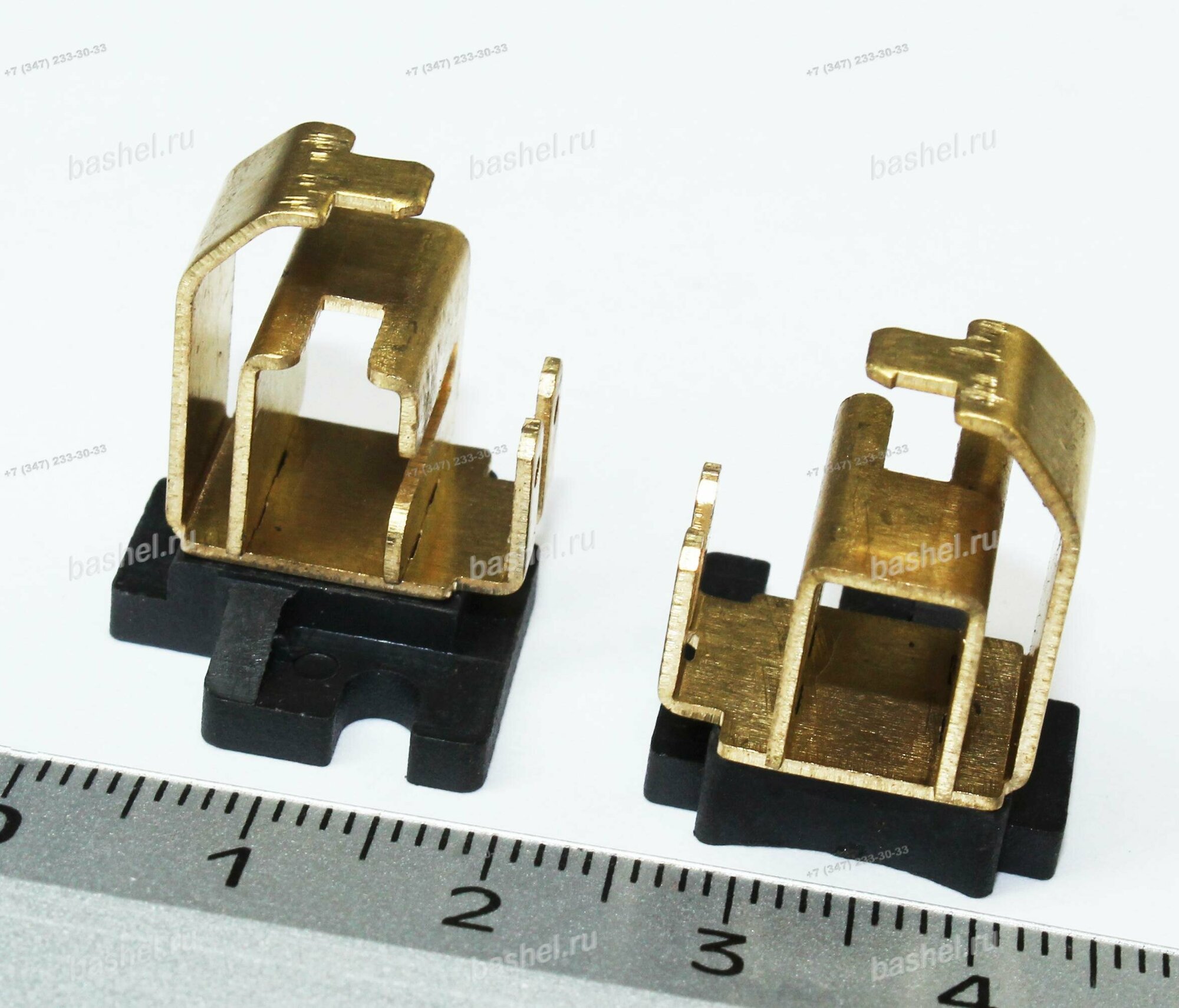 Щеткодержатели для электроинструмента 010317(17) (ДУ-140/800 Интерскол)