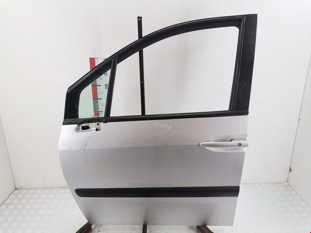 Дверь передняя левая Peugeot 807 9002X1 арт. 1570150
