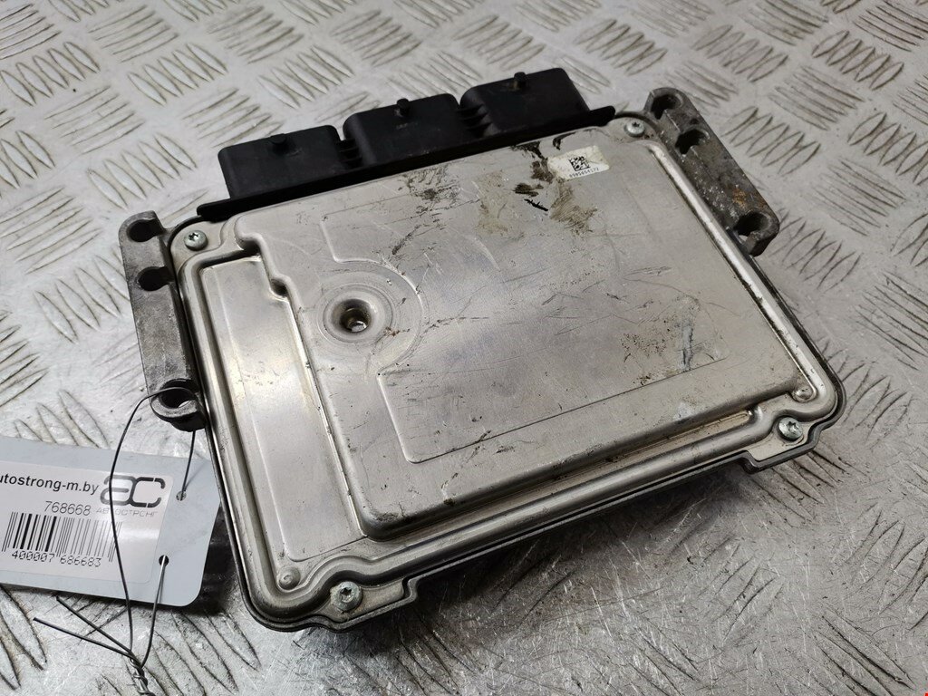 Блок управления двигателем Citroen C3 Picasso 9677013180 арт. 768668