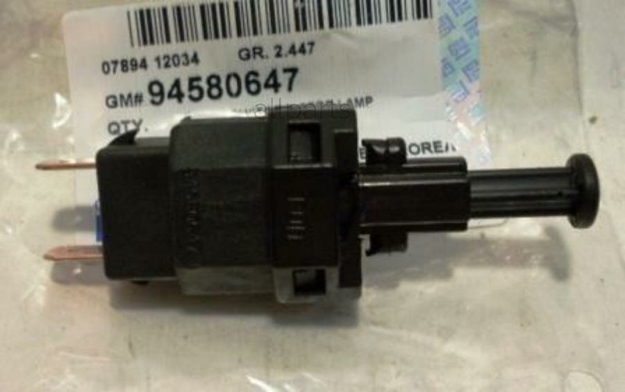 GENERAL MOTORS 94580647 датчик включения стоп сигнала