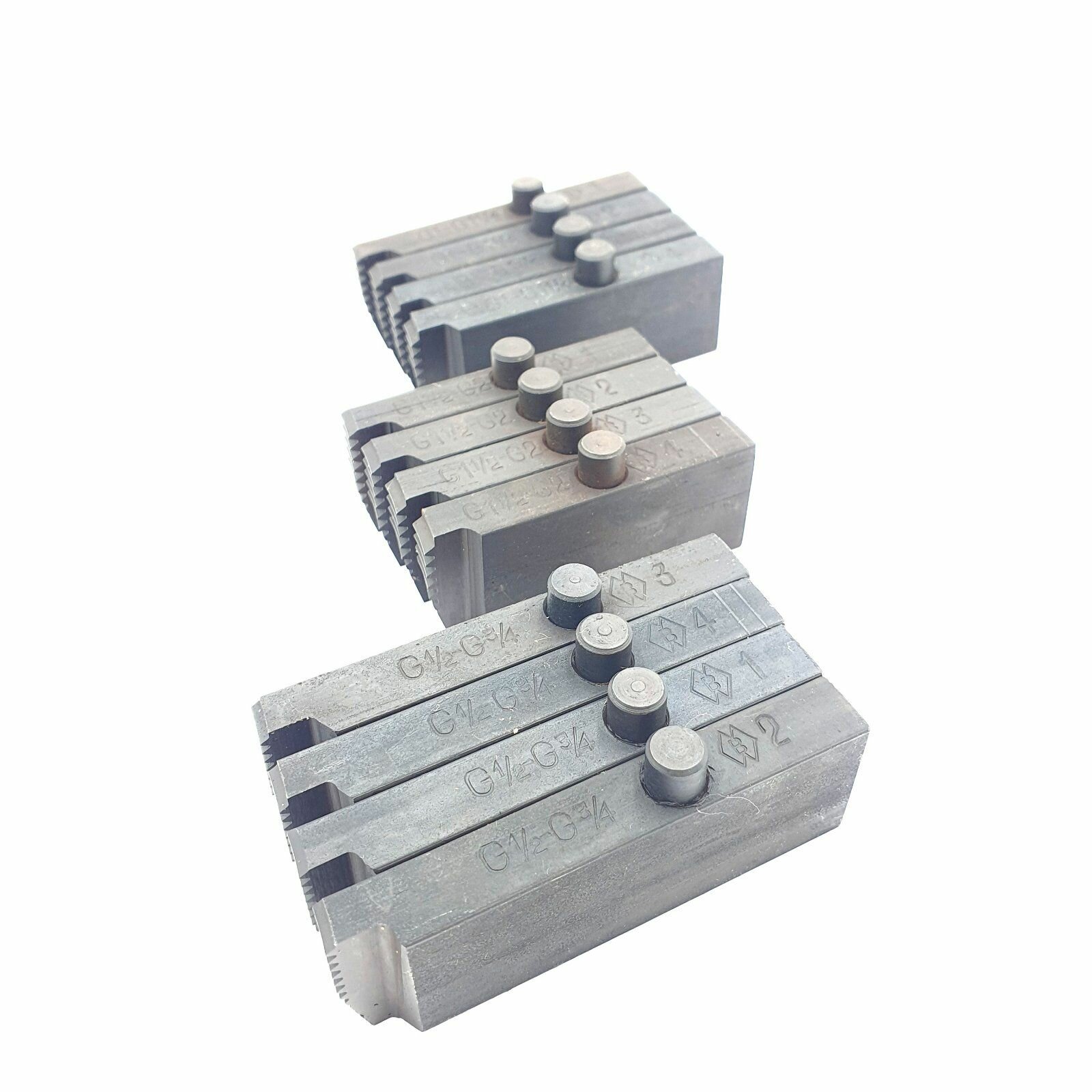 Плашки резьб. к клуппу труб,1' 1' 1/4 ; 1' 1/2' 2' ; 1/2 3/4 (из 4 шт.3 компл.)У12А