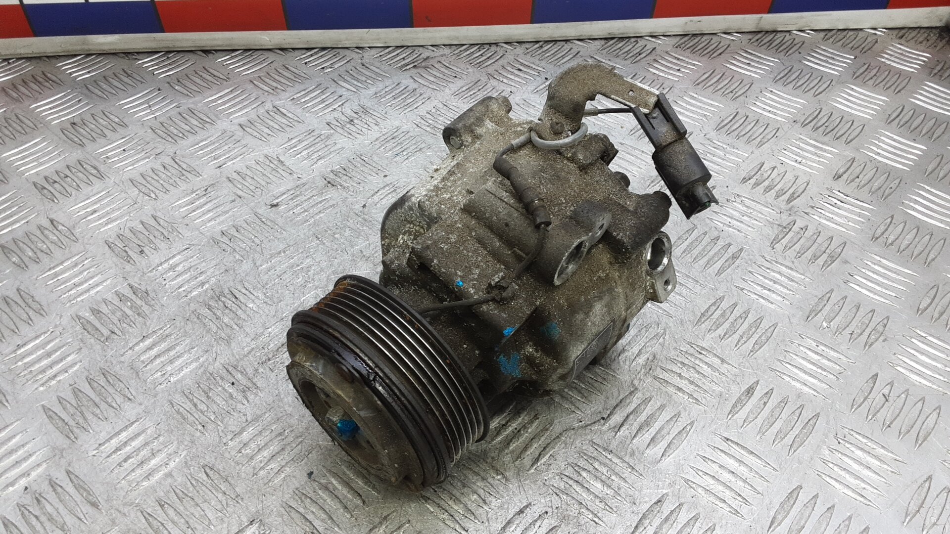 Компрессор кондиционера дизельный MITSUBISHI OUTLANDER 3 GF0W