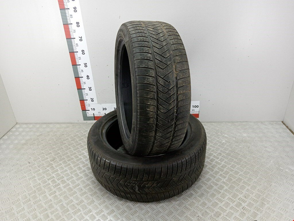 Шины Mercedes S-Class (W220) 255/50R20 арт. 2229876