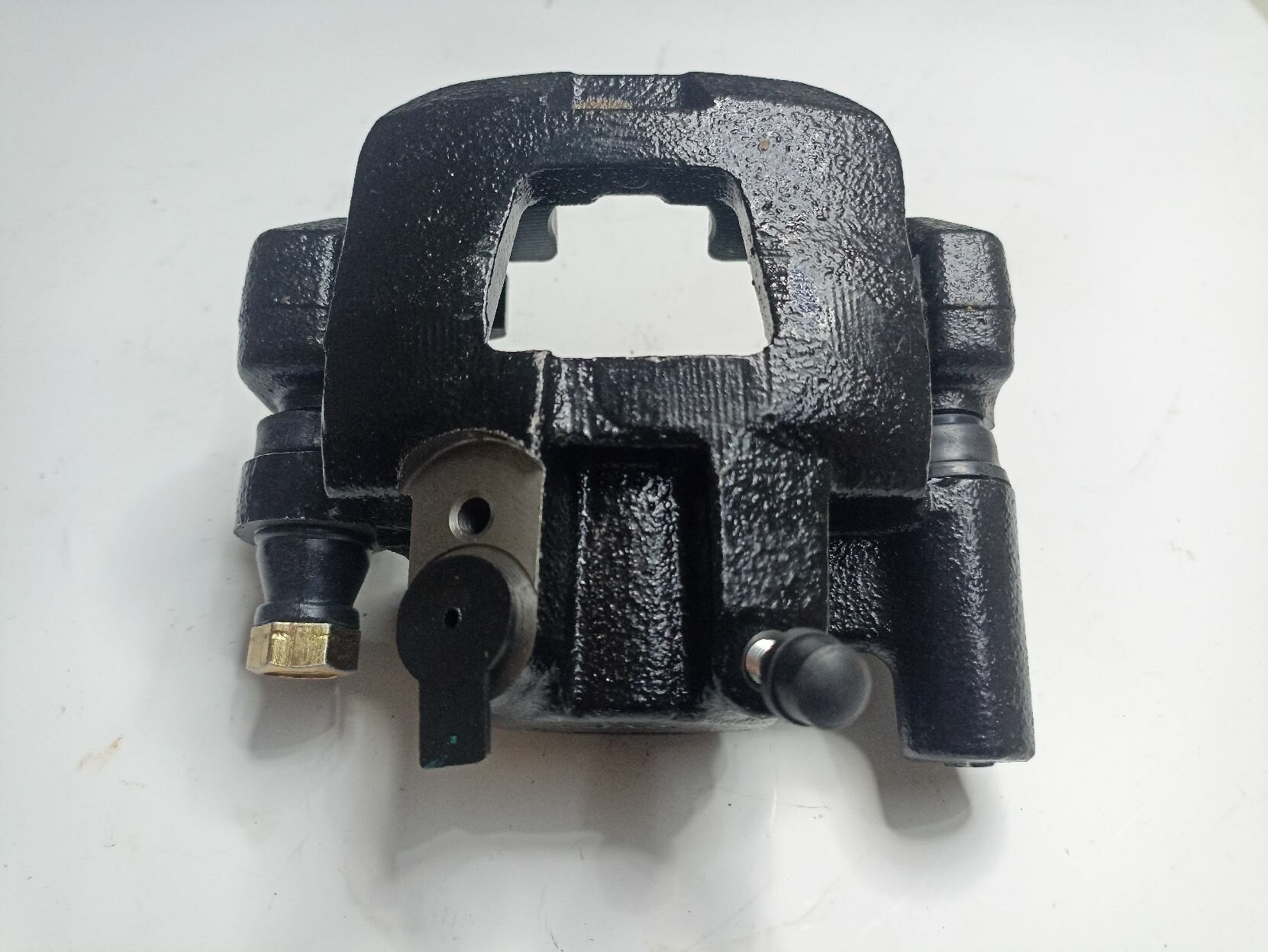 Суппорт задний правый LIFAN Geely Vision [1.5 16V 5MT седан]