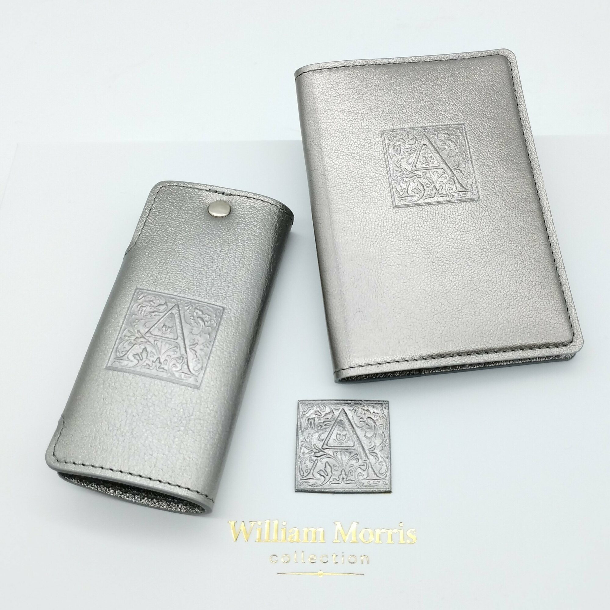 Подарочный набор для Женщин William Morris Обложка для Документов, Ключница. монограмма "А"