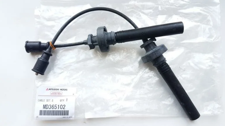 MITSUBISHI MD365102 Комплект высоковольтных проводов Mitsubishi MD365102