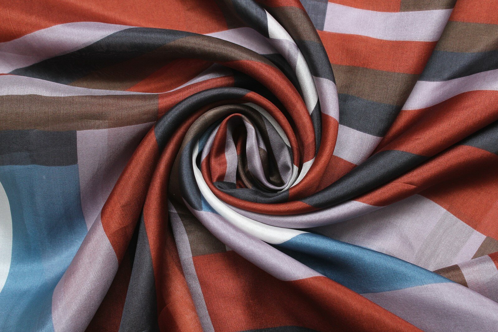 Ткань Шёлк-туаль Marni с графическим узором в синих, лиловых, терракотовых и коричневых тонах, ш135см, 0,5 м