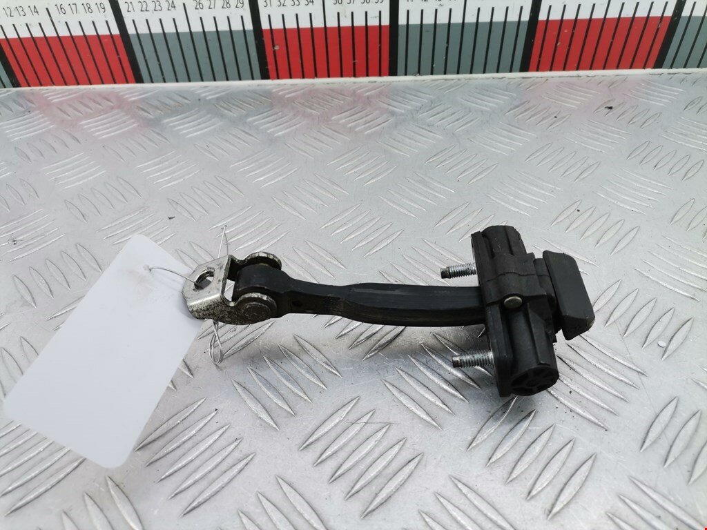 Ограничитель открывания двери задней Fiat 500L (330) 68202109AA арт. 2041745