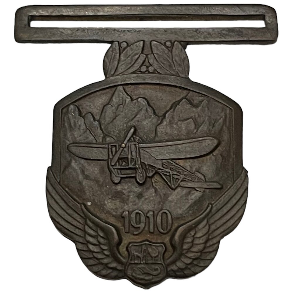 Перу, медаль "Дань уважения Хорхе Чавесу. Лима" 1957 г.