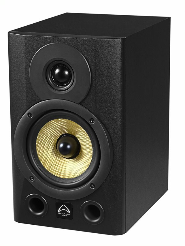 Студийный монитор Wharfedale Pro Diamond Studio 5 BT