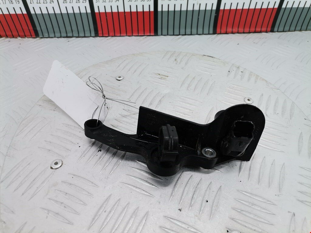 Датчик коленвала Peugeot Partner 1 1920AW арт. 1647640