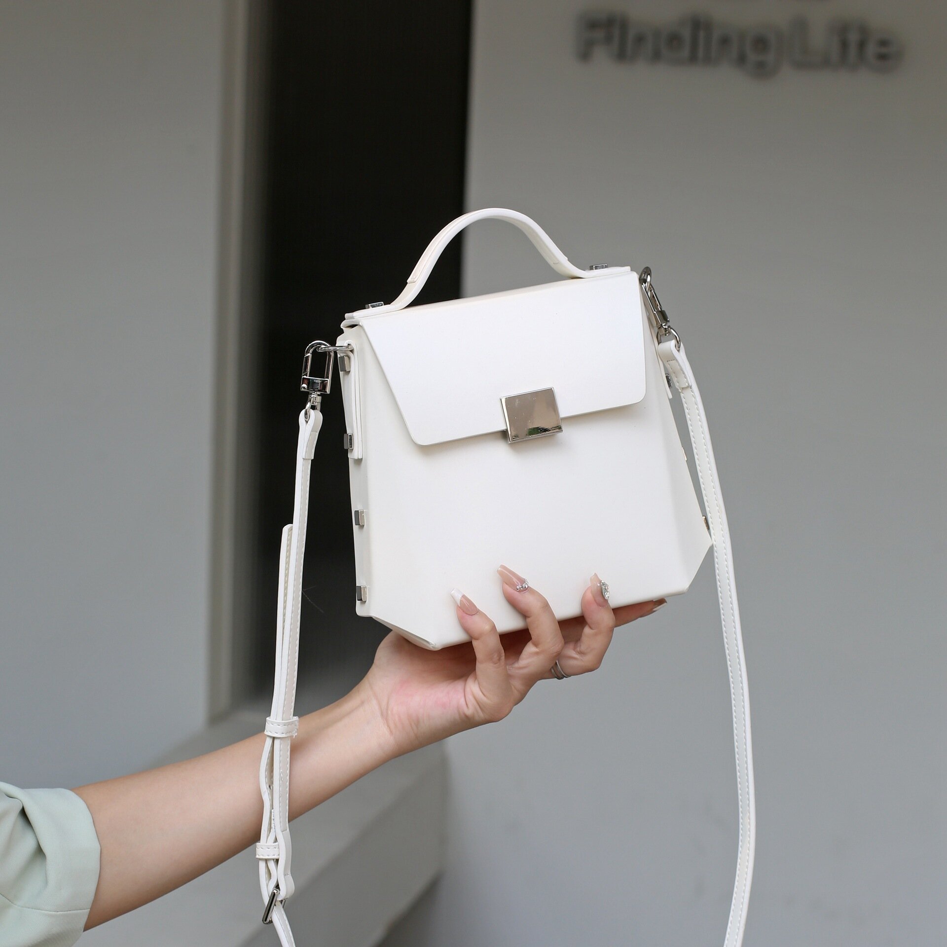 Сумка мессенджер