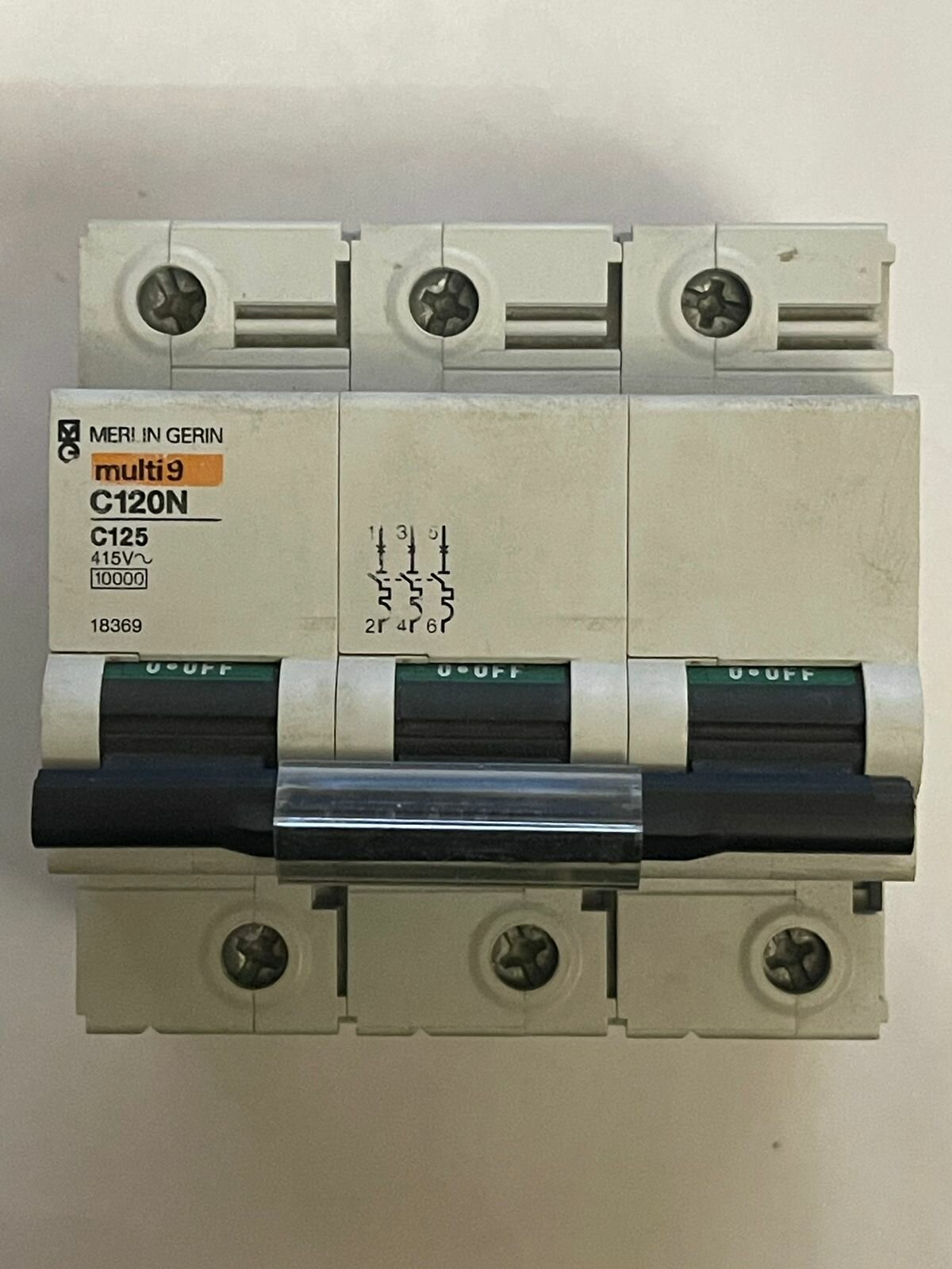 Автоматический выключатель Merlin Gerin Multi9 C120N C125 415V 18369