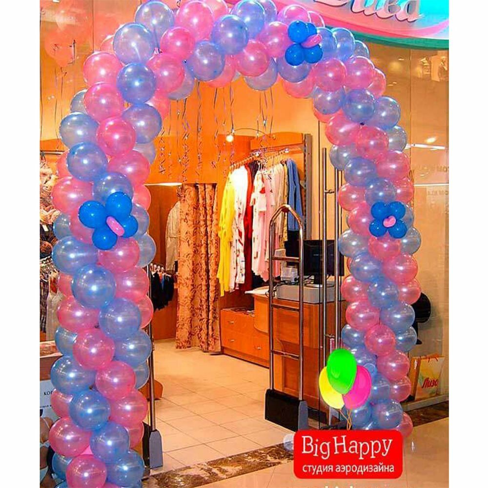 Арка из шаров металлик с цветочками на вход магазина