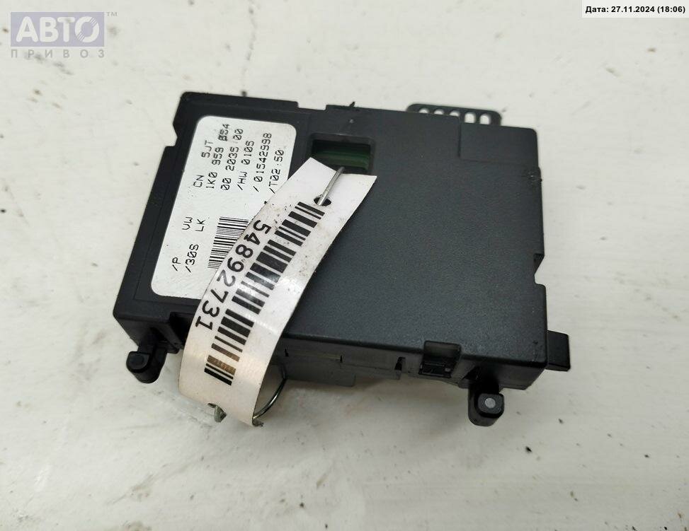 Датчик угла поворота руля Volkswagen Caddy (2004-2010)