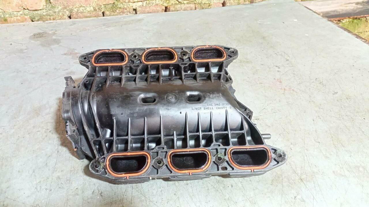 Впускной коллектор Dodge Caravan 4 (2000 - 2007) SAEPA6GF30