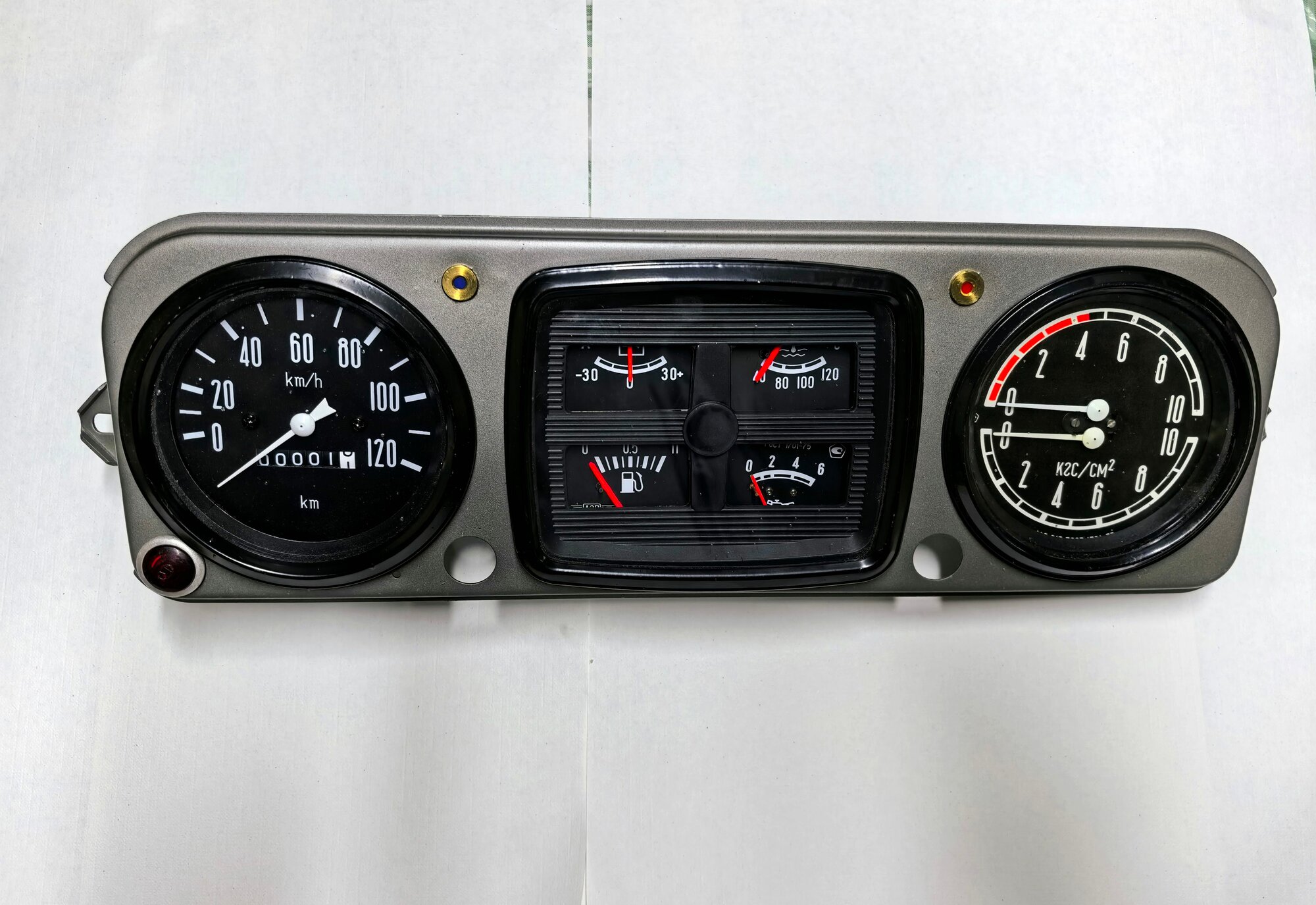 Щиток приборов КП204 на автомобиль Зил-131