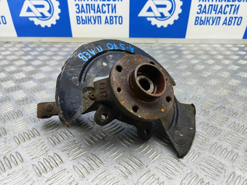 Б/У Кулак поворотный передний левый Renault Logan 1 / Рено Логан 1 1.4 K7JA710 75 Л.С 2007