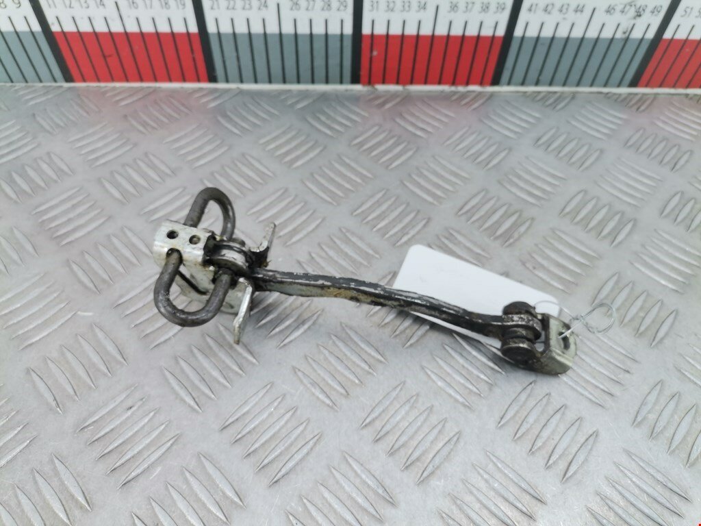 Ограничитель открывания двери Opel Astra G 24434086 арт. 1951648