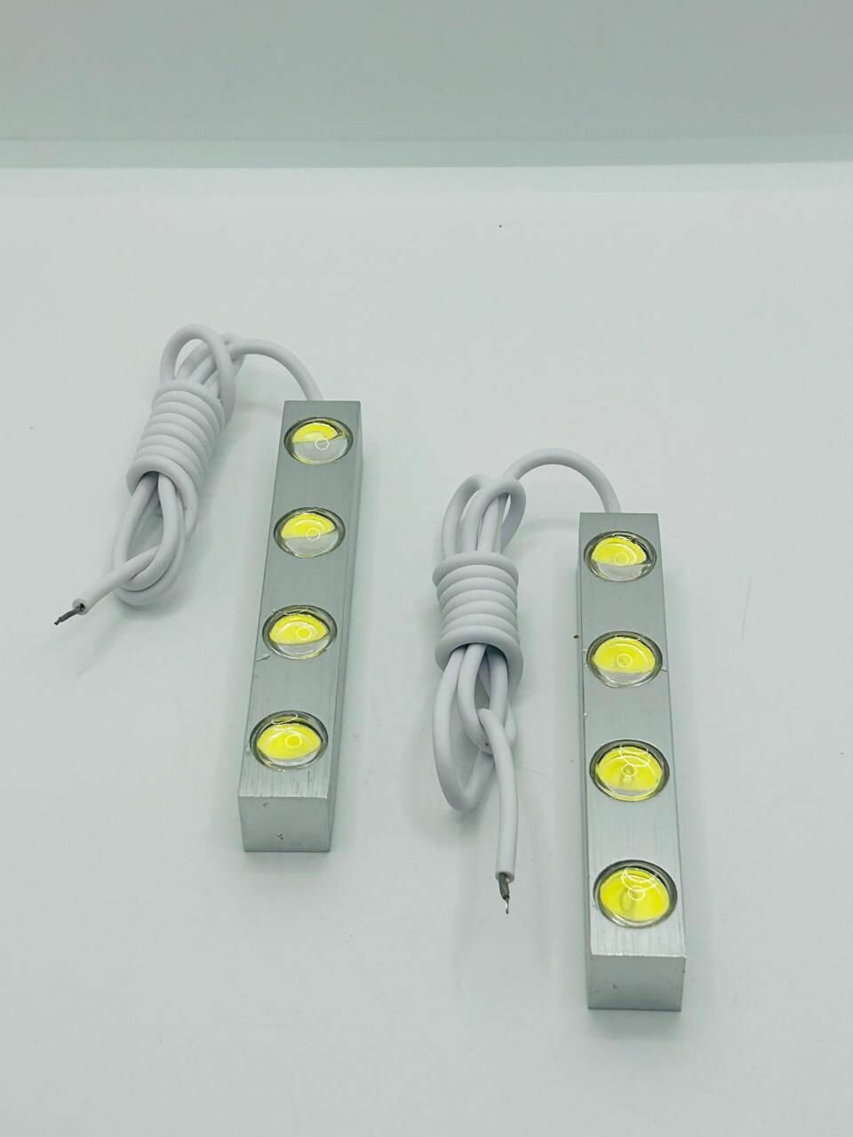 Самоклеющиеся Ходовые огни 2шт