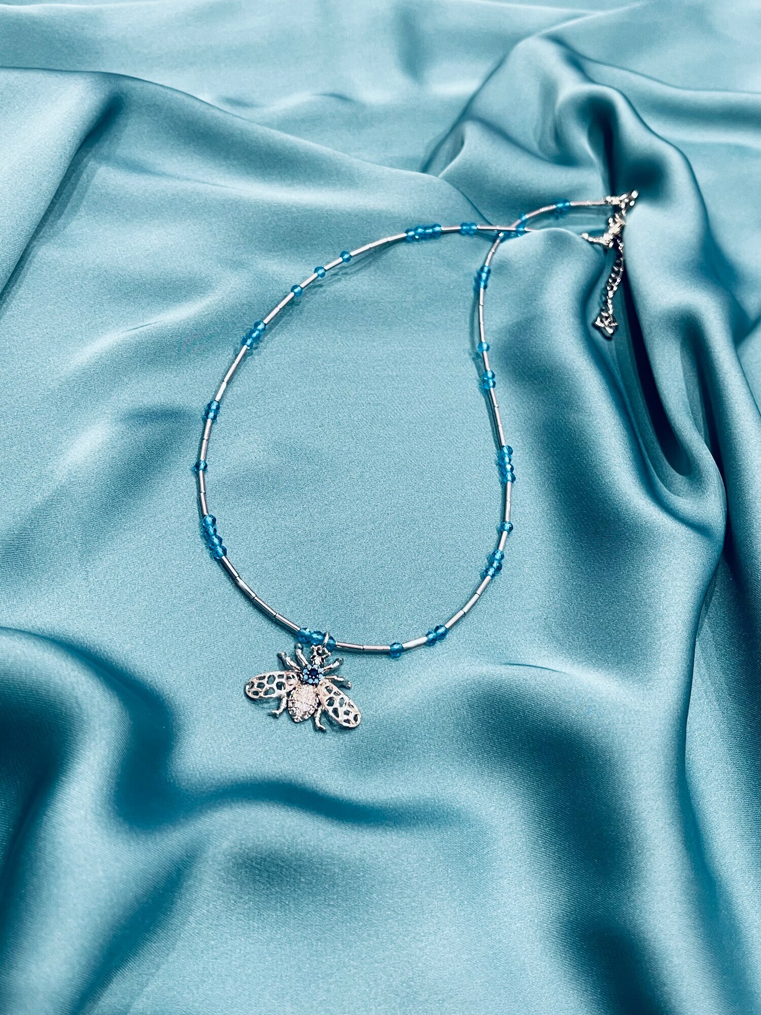 Колье, шпинель синтетическая, гематит