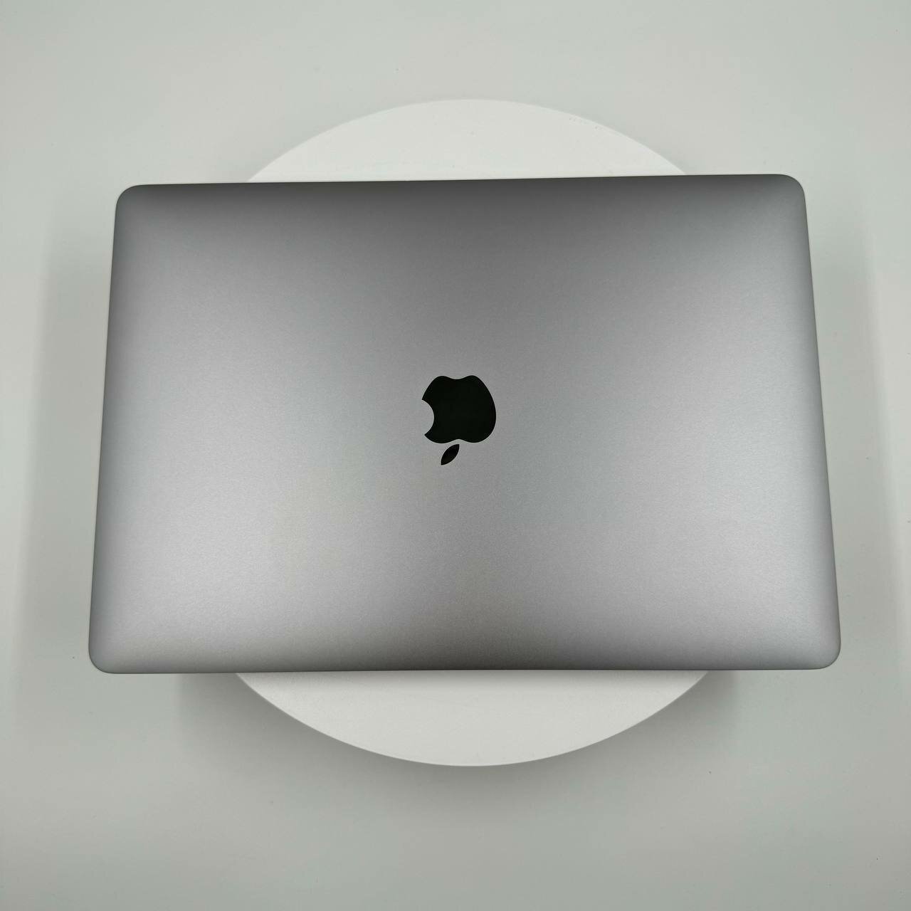 Ноутбук Apple MacBook Pro 13 2020, M1 3.2 ГГц, RAM 8 ГБ, SSD 256 ГБ, серый космос