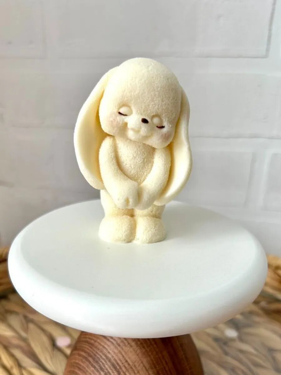 Шоколадная фигурка на торт Зайка
