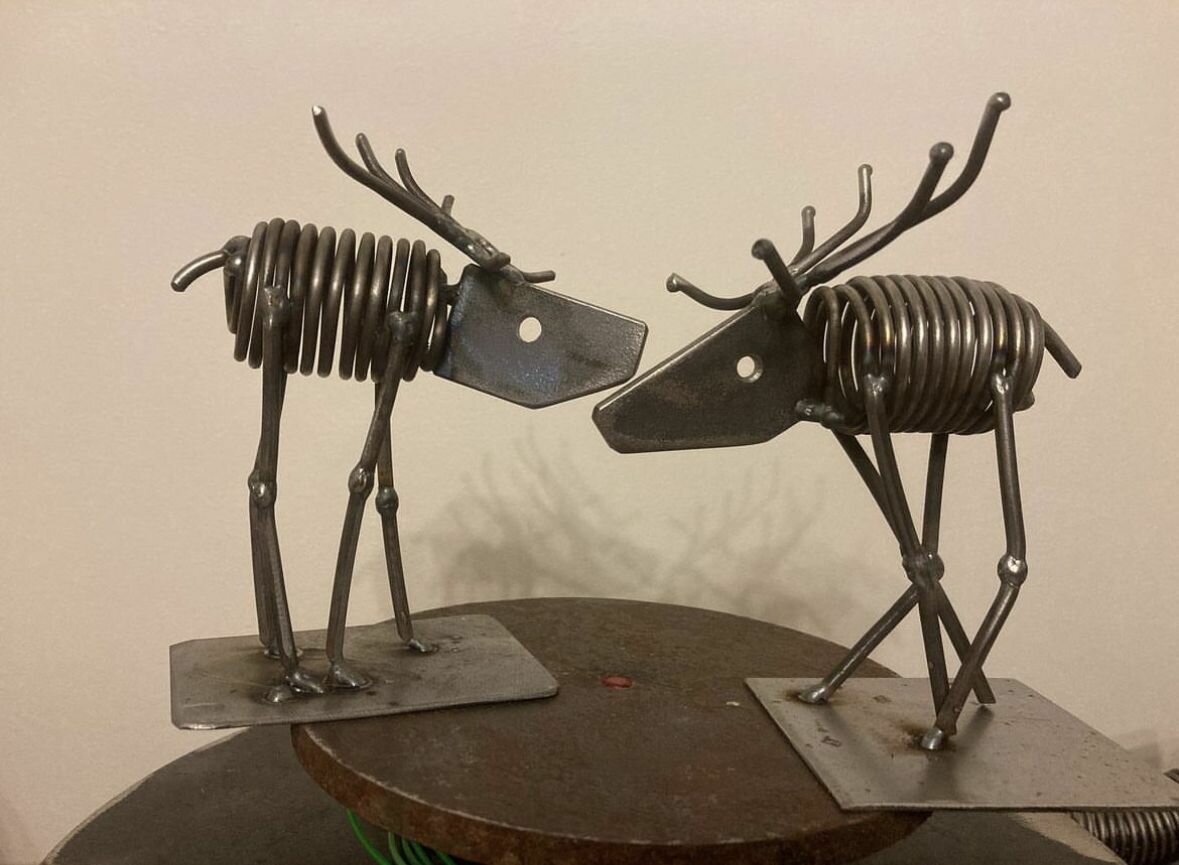 Фигурка оленя 1шт высота 25см без покраски