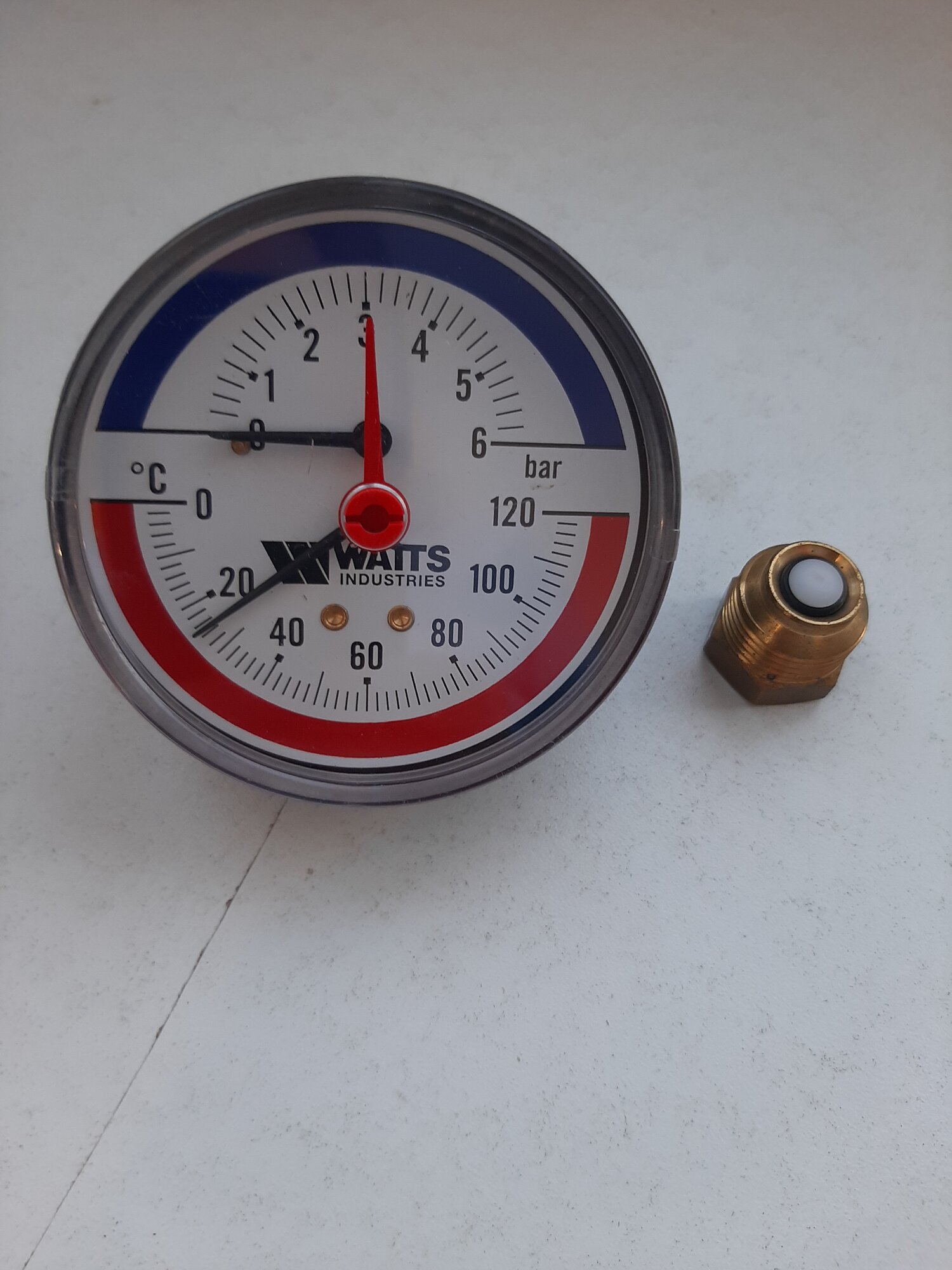 Термоманометр горизонтальный диам. 80 - 120 - 6 бар. WATSS