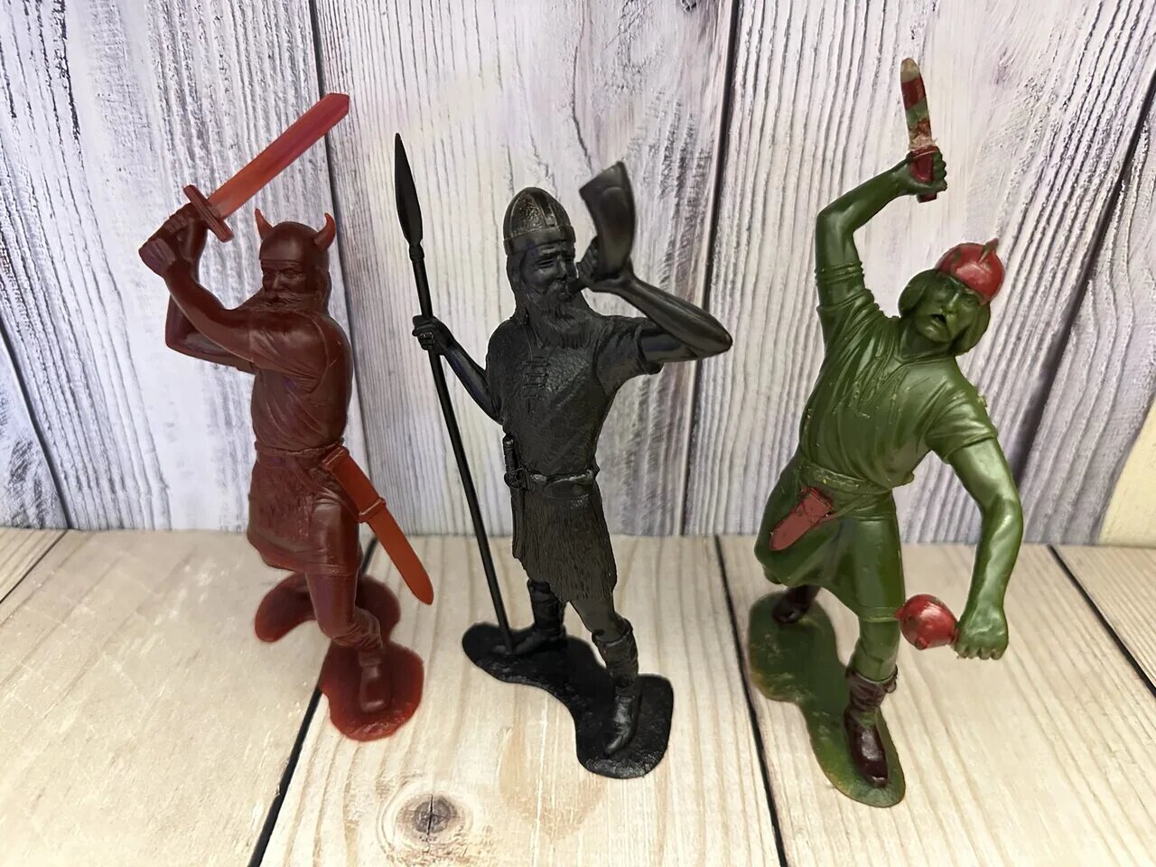 НАбор Больших солдатиков коллекционных ссср 70 годы одним лотом Викинги 3шт