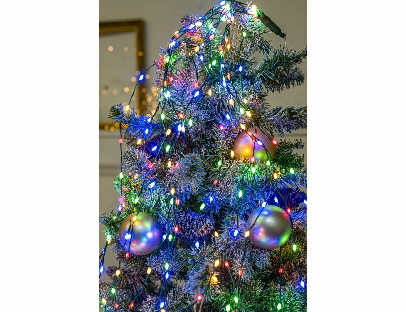 Электрогирлянда звёздный ёлочный дождик, 672 разноцветных LED-огня, 16*2+6 контроллер, зелёный провод микрофлекс, уличная, Edelman 1105716/85441