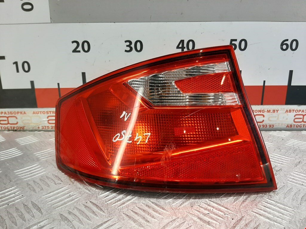 Фонарь задний левый Seat Toledo 4 6JH945095E арт. 733106
