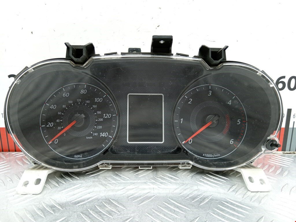 Панель приборная (щиток приборов) Mitsubishi Lancer 10 8100B126 арт. 1796874
