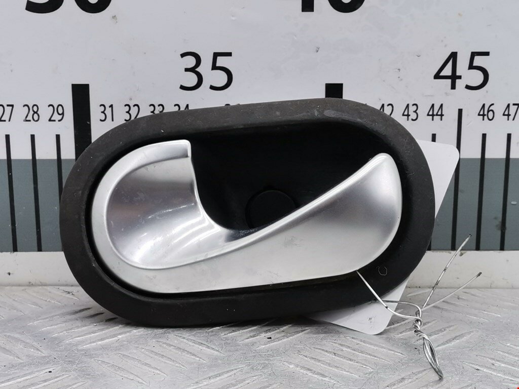 Ручка двери внутренняя передняя левая Renault Megane 2 8200028487 арт. 1954716