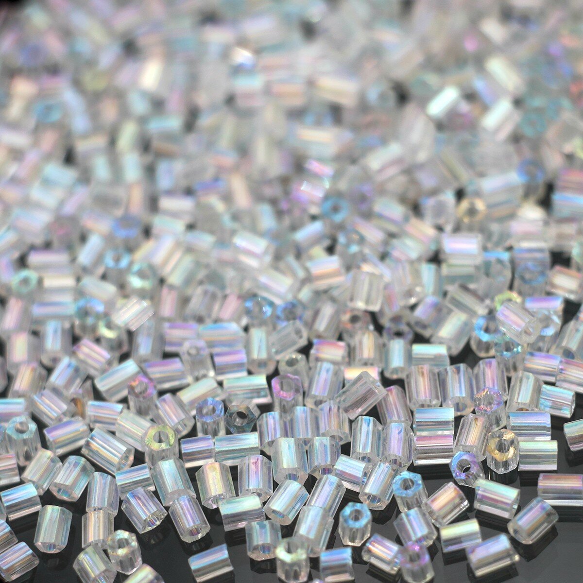 Бисер Радуга 70 гр рубка-гексагон прозрачный АВ
