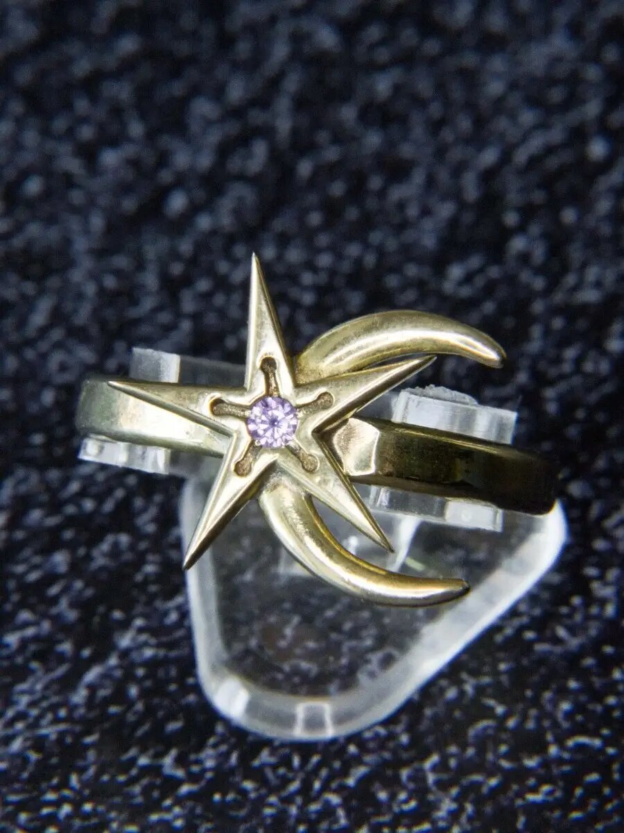 Кольцо Сокровища Троянцев, фианит