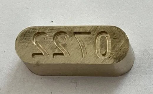 Латунный штамп для шин 0722 A 30x10mm