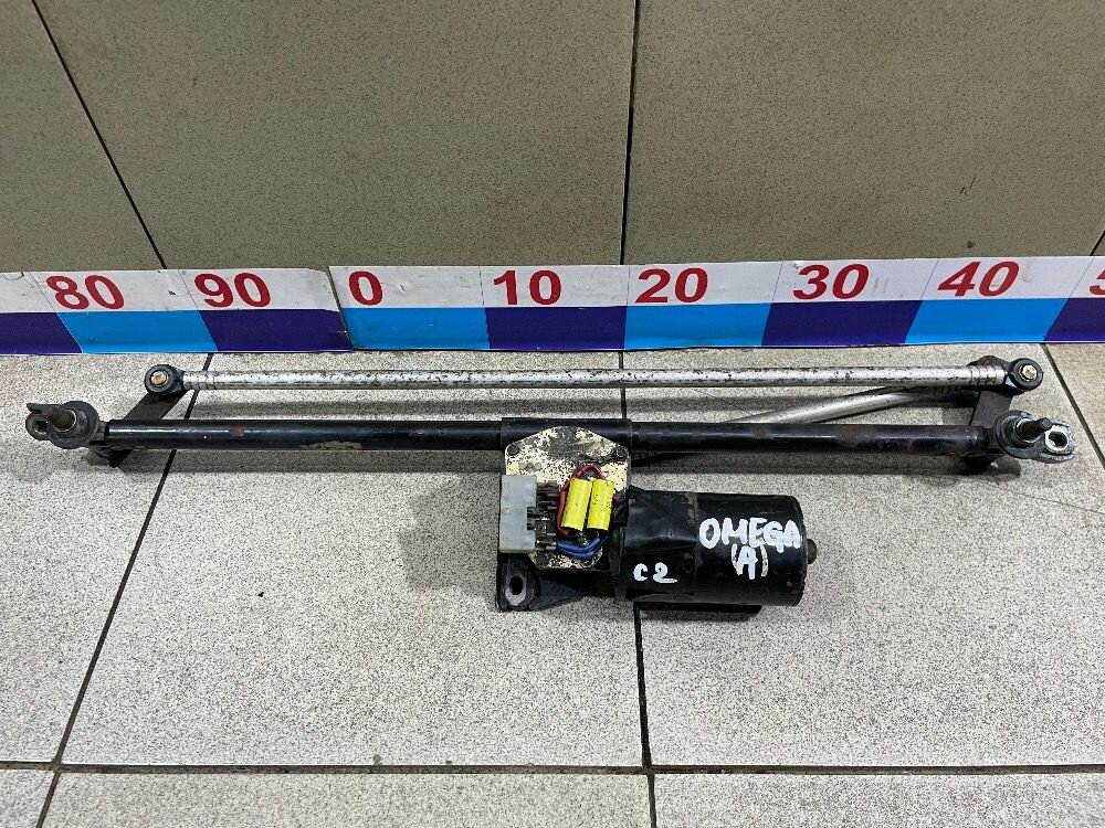 Трапеция стеклоочистителей Opel Omega A 90271926