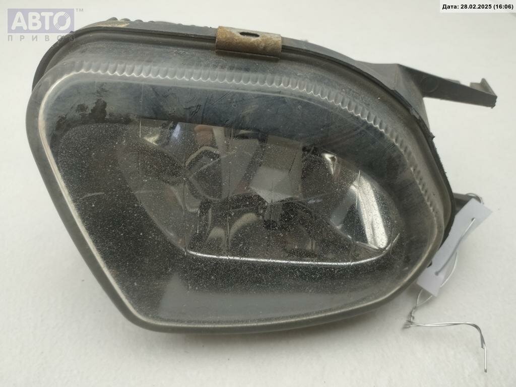 Фара противотуманная правая Mercedes E-Class W211 (2002-2009)