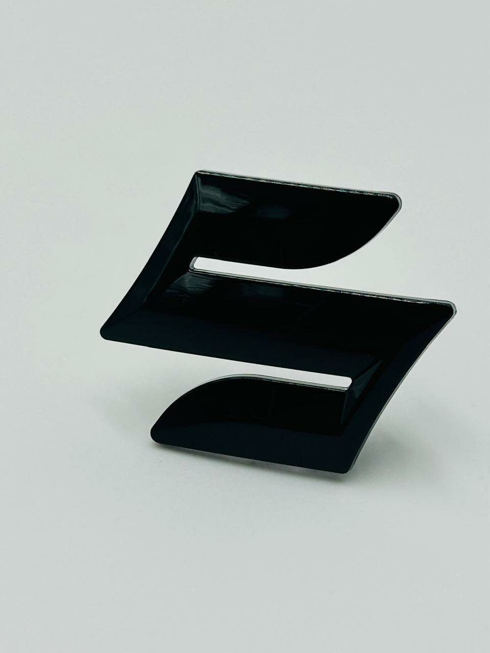 Эмблема значок в руль Suzuki 45х45 мм