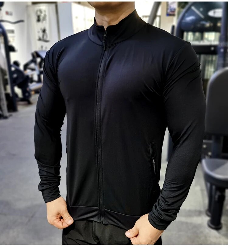 Куртка спортивная