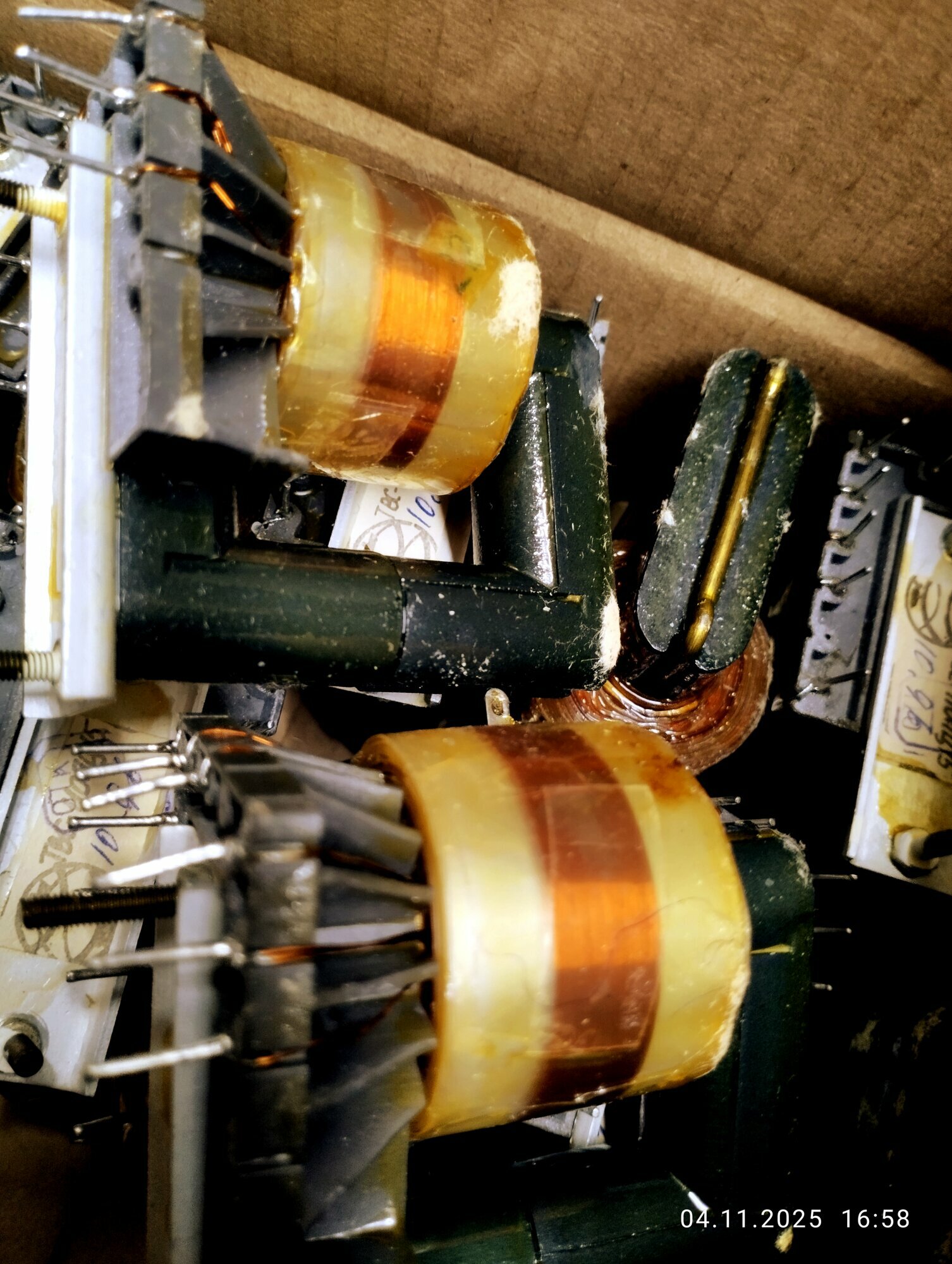 Строчный трансформатор твс110пц15 1шт.