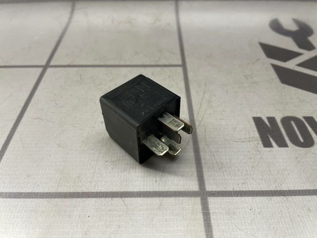 Реле Ford Focus 1 1998-2004