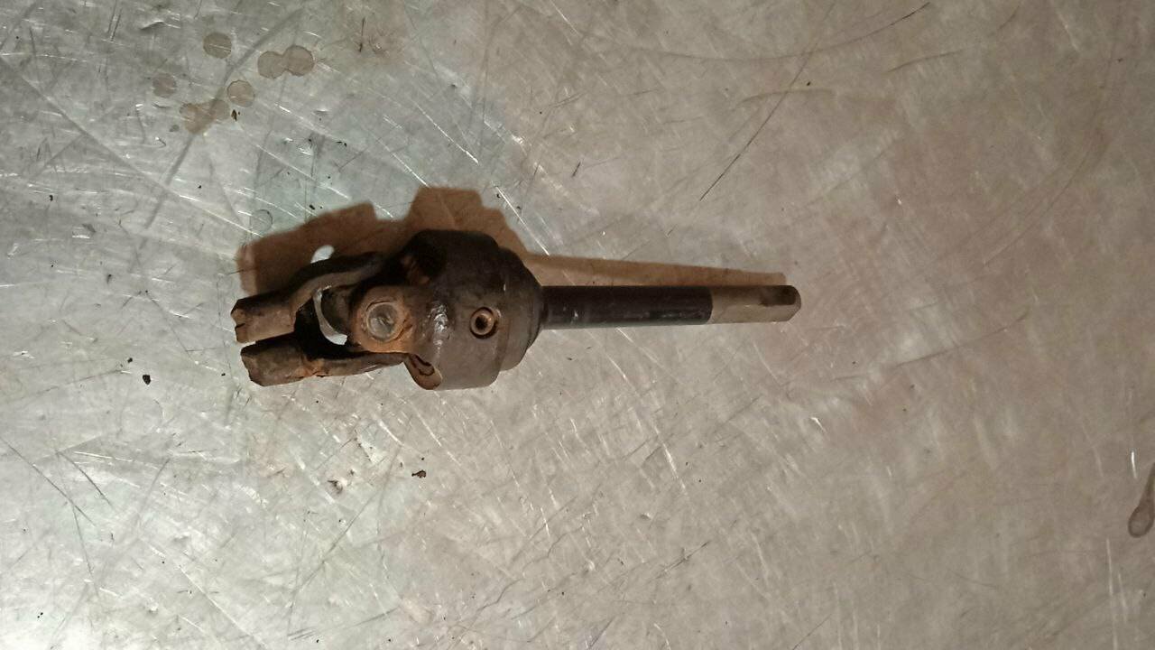 Рулевой карданчик Nissan Almera N16 2000 48080-BN000