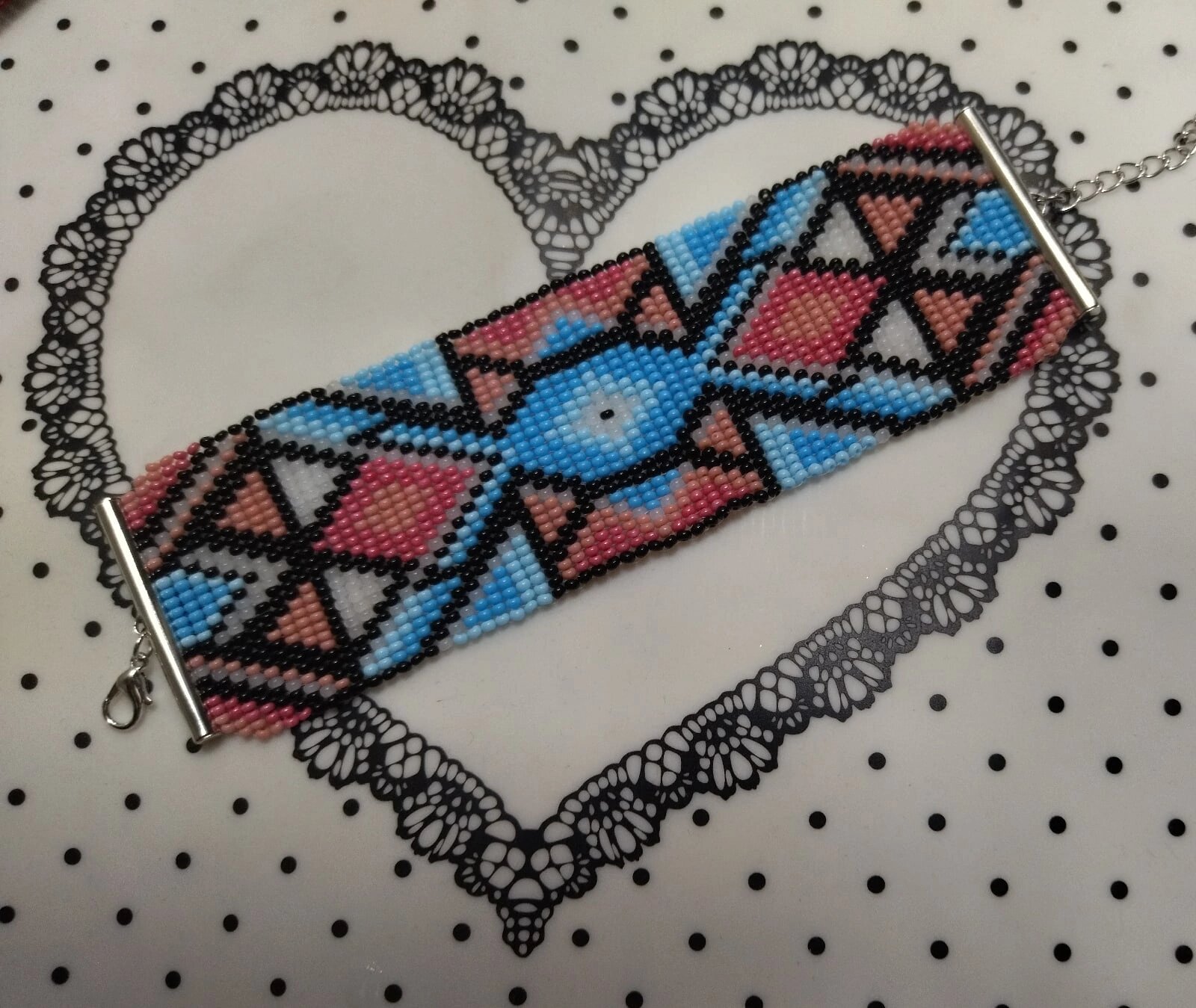 Плетеный браслет