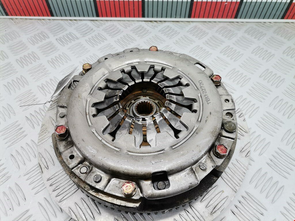 Маховик (демпфер сцепления) Hyundai Getz 1 (TB) 2320002800 арт. 1984442