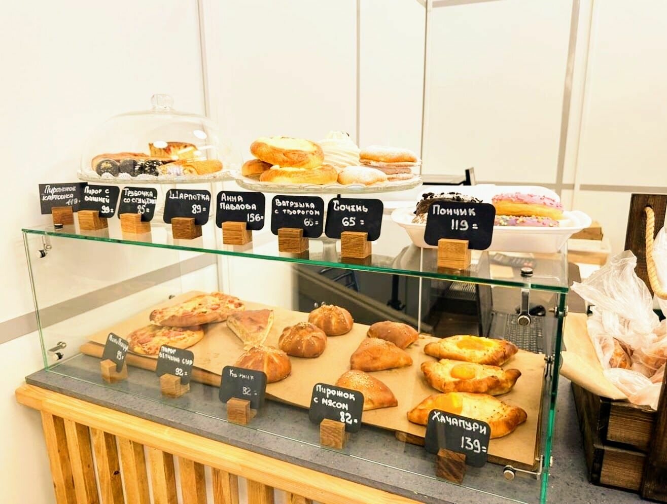 Кондитерская настольная витрина