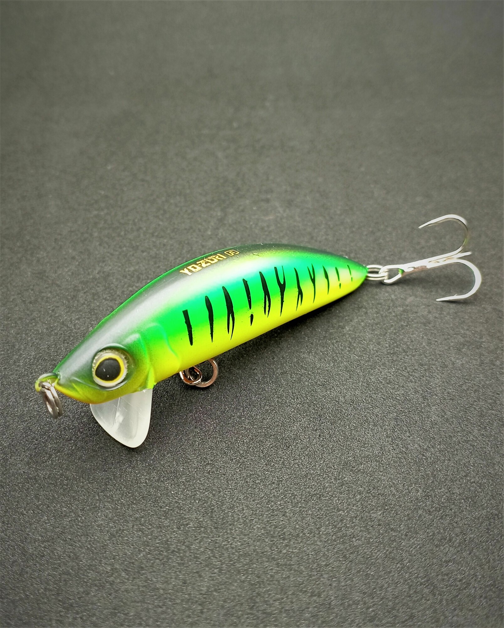 Воблер 3D surface minnow 90(F) на окуня; щуку; жереха