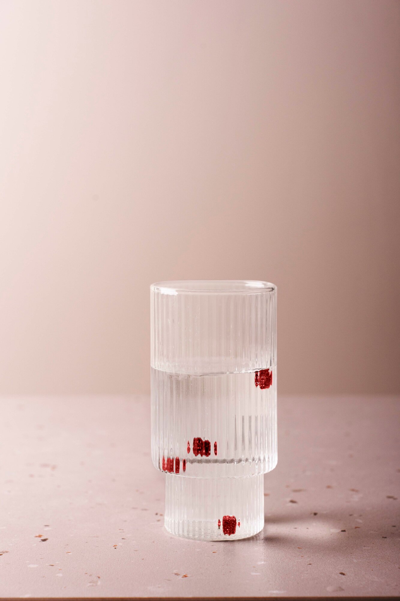 Стакан стеклянный для напитков TODI рифленый, 350мл